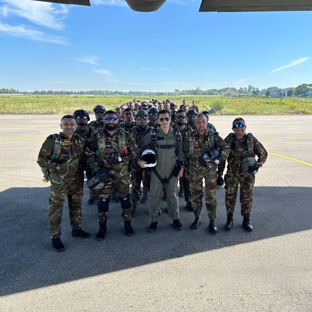 Parachuting with the most flags on Victory Day, Bangladesh enters ...